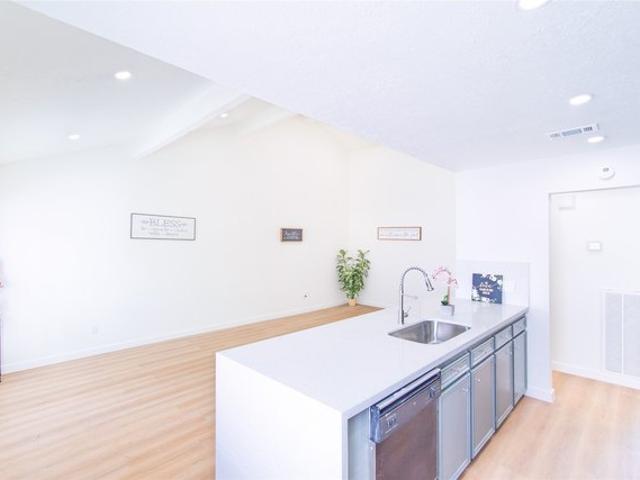 8650 Maplecrest Dr Unit 8650, Houston, TX 77099