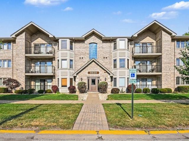 8650 Laporte Ave Apt 1B, Burbank, IL 60459