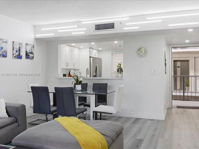 8650 SW 133rd Ave Rd Apt 308, Miami, FL 33183