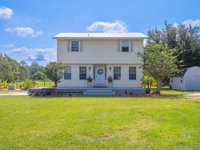8651 Wee Farms Ln, Polk City, FL 33868