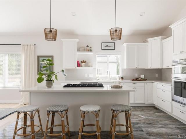 8652 W 49th Pl, Arvada, CO 80002