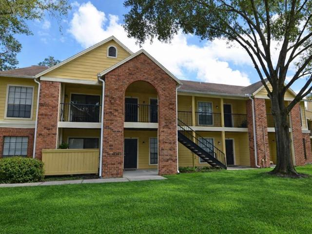 8653 Fancy Finch Dr, Unit 104 FURNISHED, Tampa, FL 33614 | MLS #TB8474