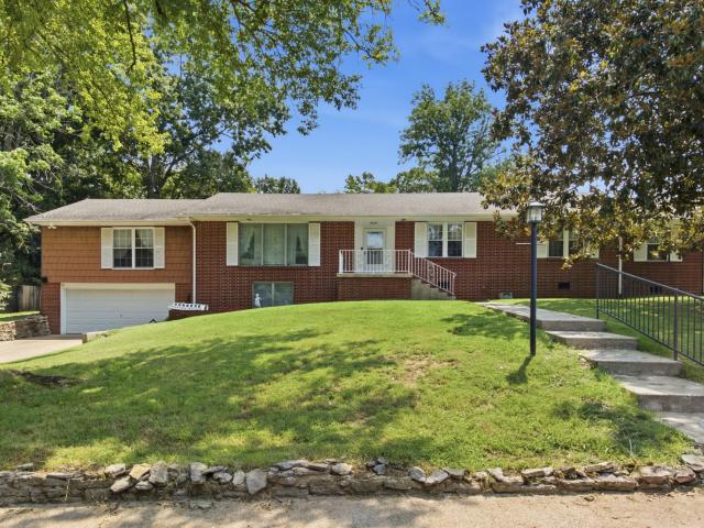 865 Cornersville Rd