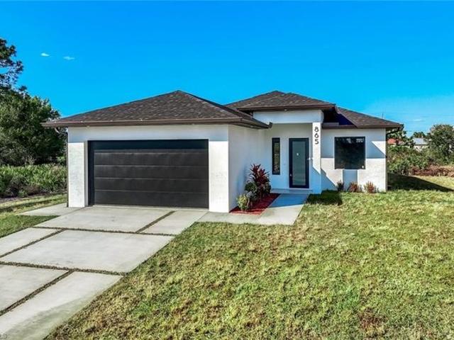 865 Chipley St E, Lehigh Acres, FL 33974