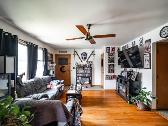 865 Harding Ave, Unit 867 869