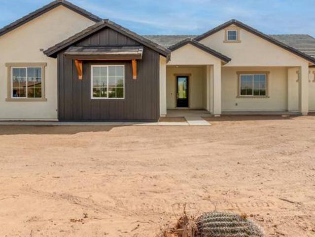 865 S Vaquero Rd, Apache Junction, AZ 85119