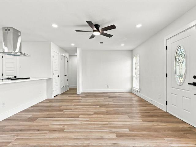 865 Stanford Drive