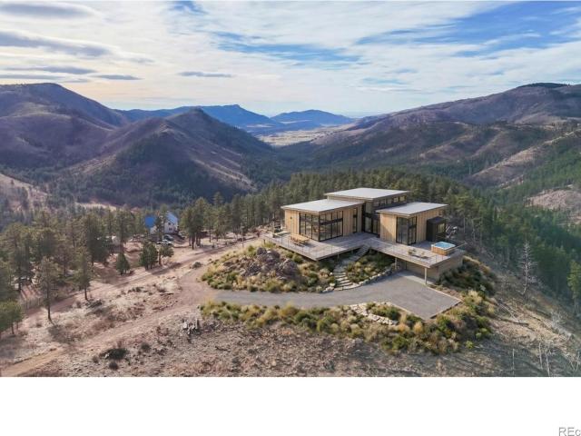 865 Redstone Drive