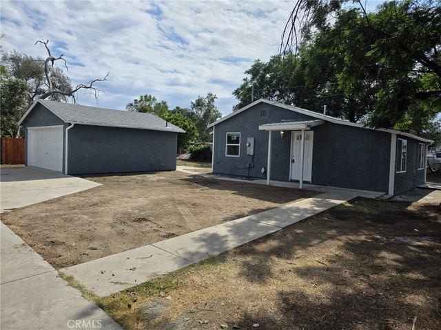865 W 48th St, San Bernardino, CA 92407