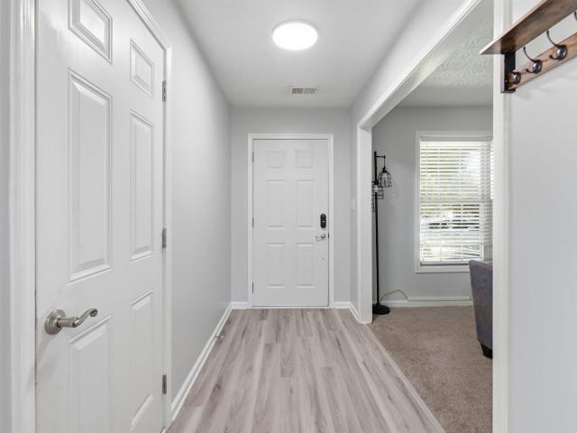 865 White Wood Flat