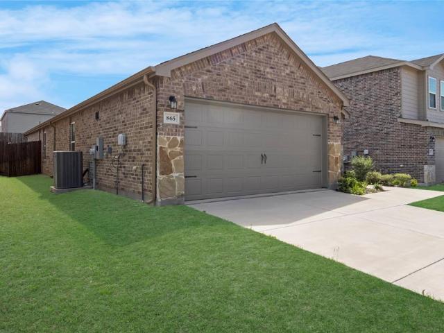 865 Table Rock Street