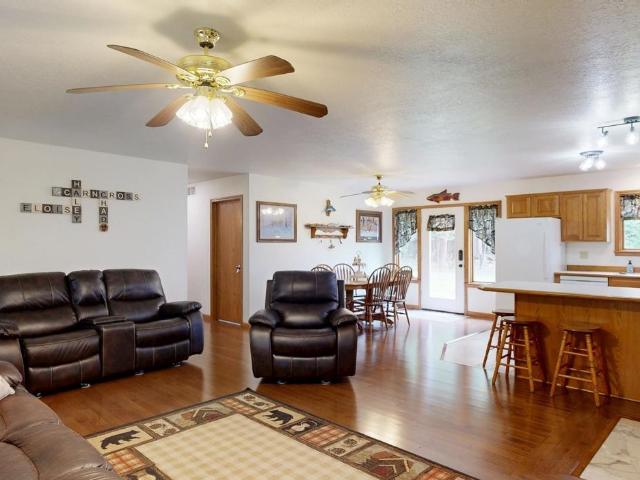 8665 N Meridian Road