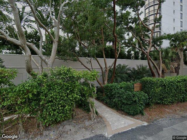 8665 Bay Colony Dr Apt 201, Naples, FL 34108