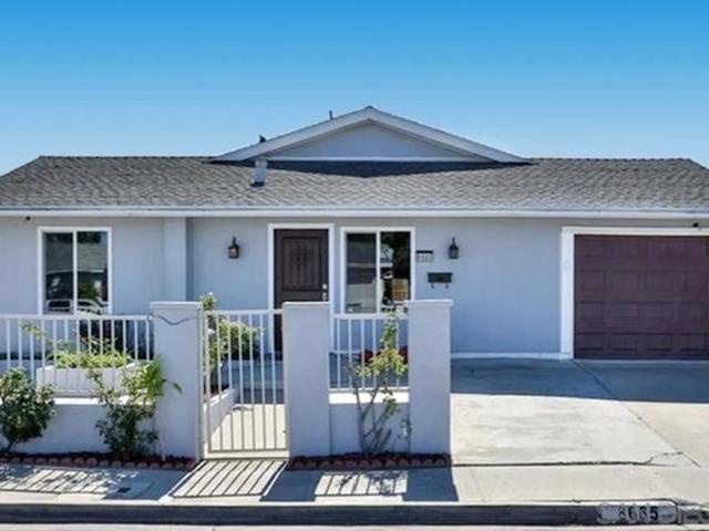 8665 Hillery Dr, San Diego, CA 92126