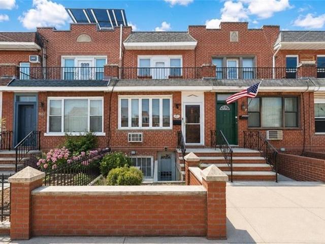 8665 15th Ave, Brooklyn, NY 11228