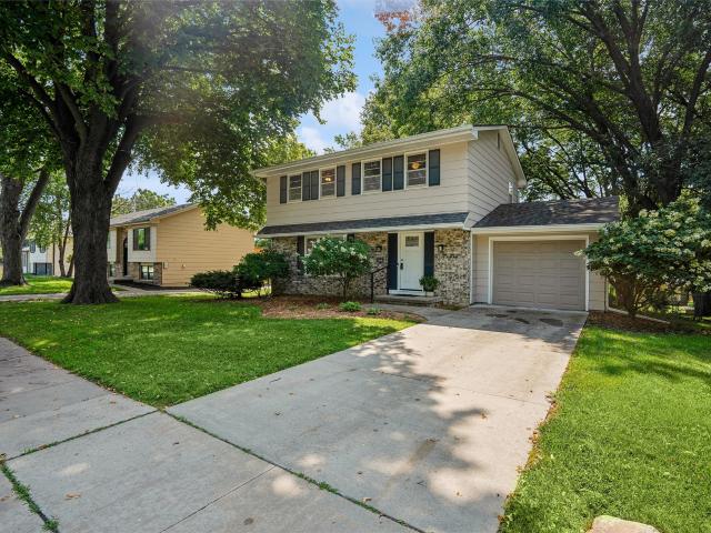 8666 Sunny Hill Drive
