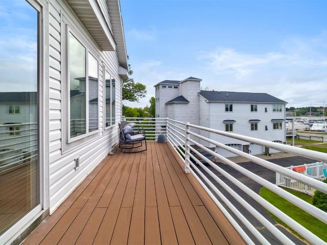 8668 Ellenwood Drive # 11