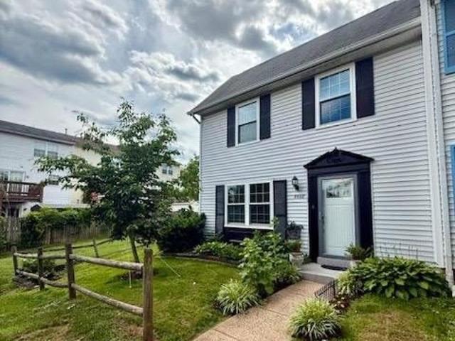 8668 Woodhue Ct, Manassas Park, VA 20111