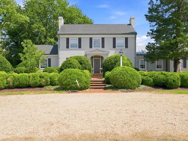 8660 Red House Rd, Appomattox, VA 24522