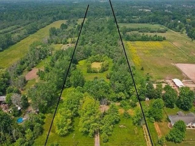 8660 Wolcott Rd, Clarence Center, NY 14032