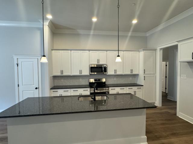 8662 Turnbull Dr