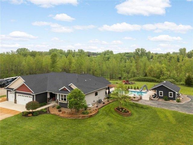 8662 th St E, Lakeville, MN 55044