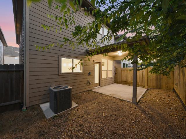 8663 Cedardale Park Dr, Houston, TX 77063 | MLS #3212 | Compass