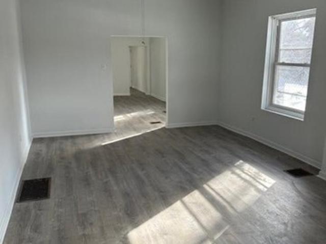 866 E Locust Ave, Philadelphia, PA 19138