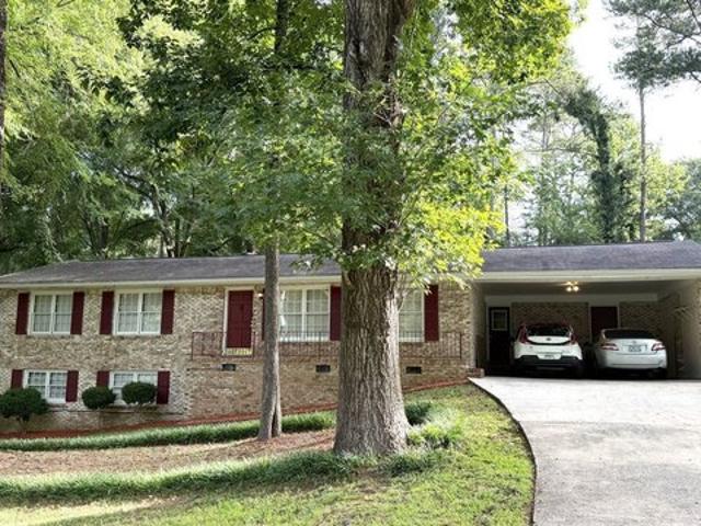 866 Killian Hill Rd SW, Lilburn, GA 30047