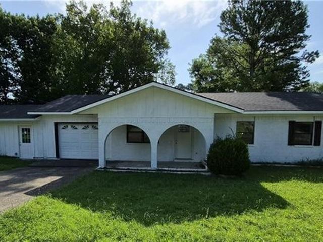 866 Ladonya St, Waldron, AR 72958