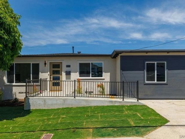 866 Merlin Dr, San Diego, CA 92114
