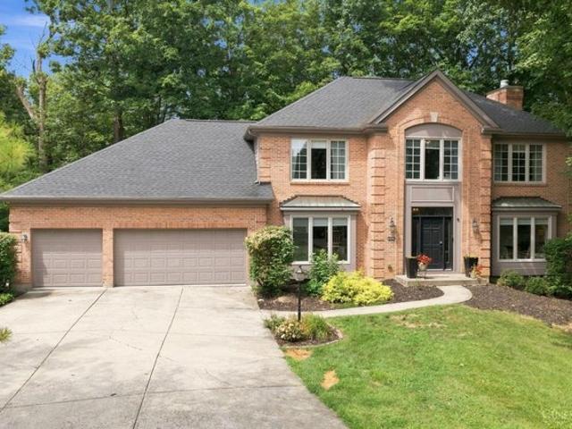 866 Miami Ridge Dr, Miami Township, OH 45140