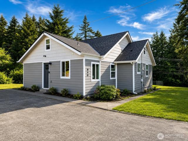 866 NW Karkainen Lane