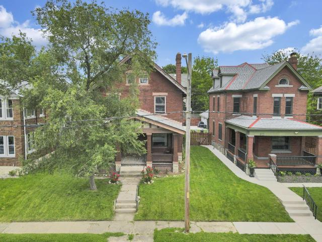 866 S Champion Avenue