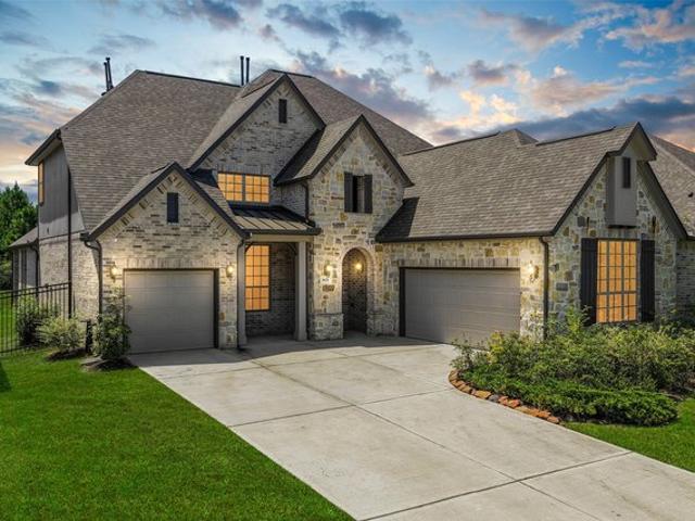8674 Burdekin Rd, Magnolia, TX 77354