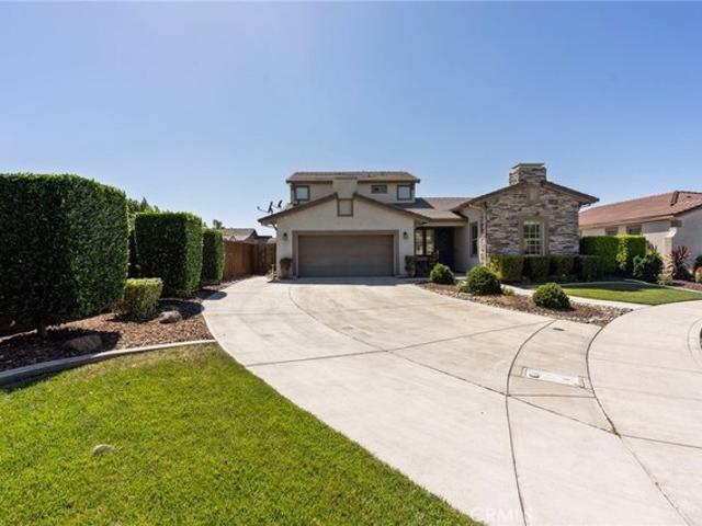 8675 Anning Ct, Hilmar, CA 95324