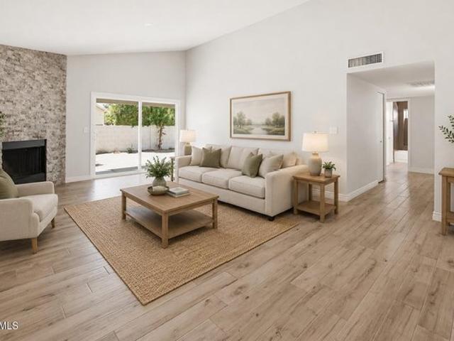8675 E Belleview Pl, Scottsdale, AZ 85257