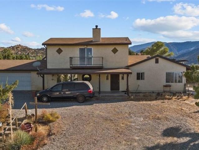 8676 Sky Line Dr, Pinon Hills, CA 92372