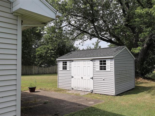 8678 maplecrest drive
