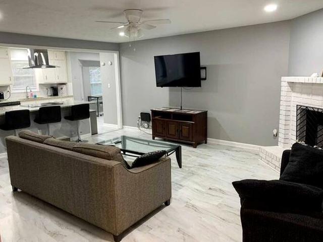 8672 Prather Dr, Jonesboro, GA 30236