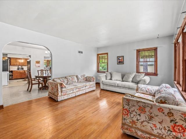 867 Clay Street