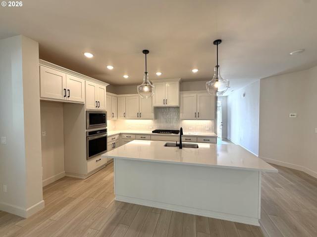 867 Butte DR
