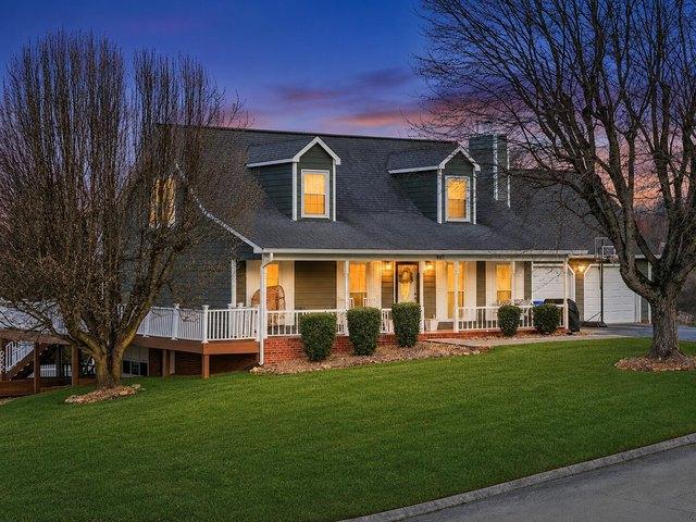 867 Foxglove Ln, Morristown, TN 37814