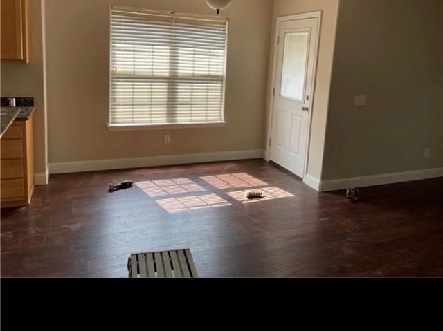 867 Oakwood Lane