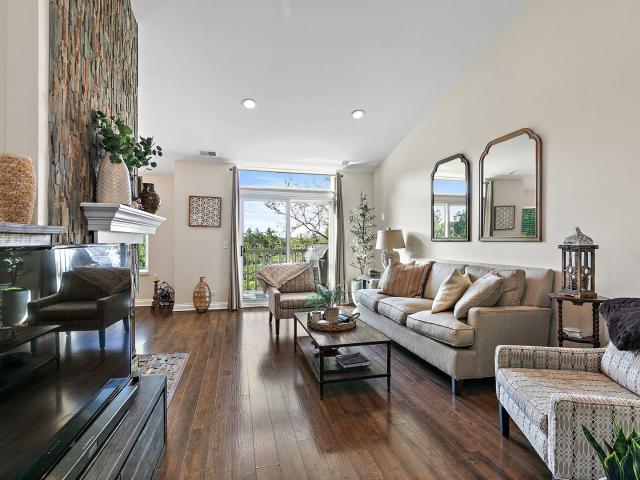 867 Longmeadow Court # 1049
