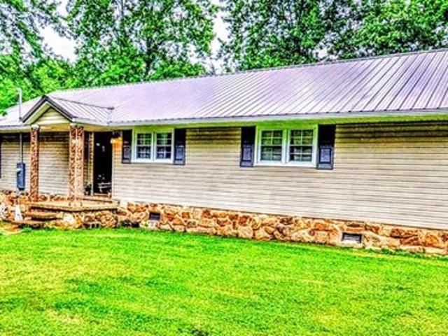 867 Legion Dr, Madisonville, KY 42431