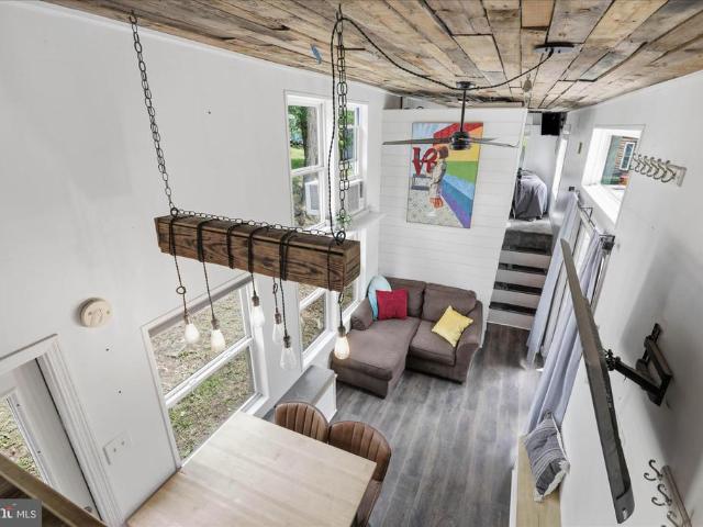 867 Schwanger Road # 33