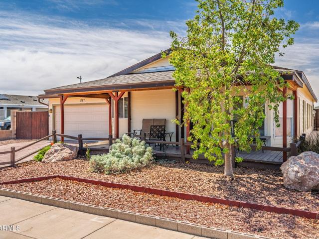 867 W Moon Shadow Drive