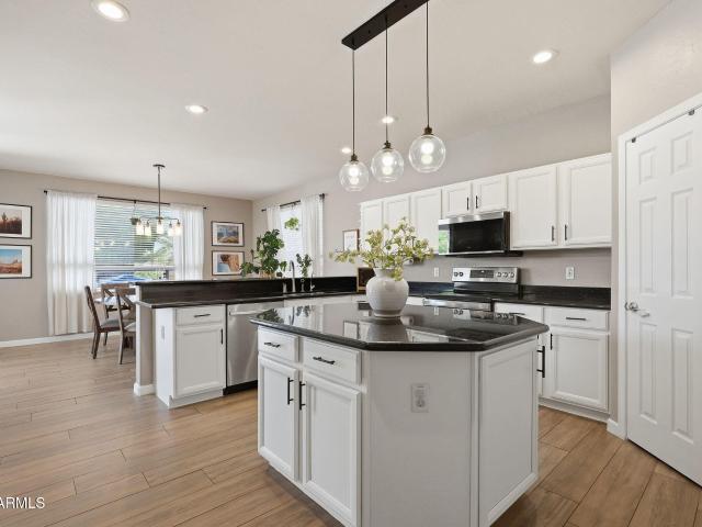 867 w rockrose way