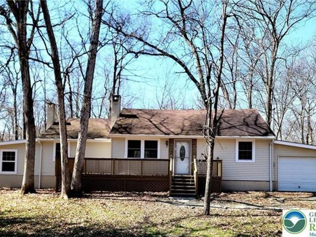 867 Underwood Rd W, Middle Smithfield Township, PA 18302
